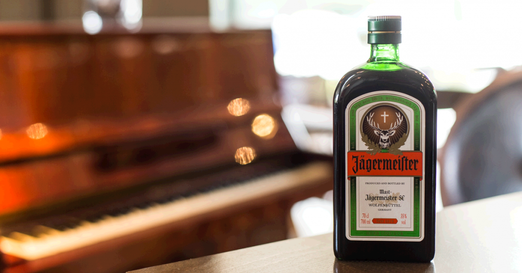 Jagermeister: Ο αρχικυνηγός - Boulevard Lounge Bar