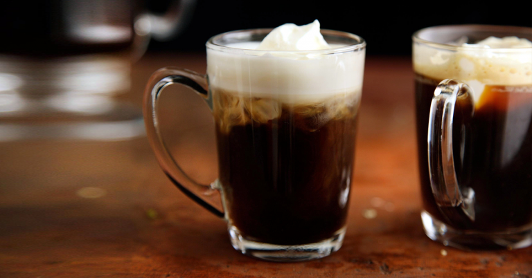 Η ιστορία του Ιρλανδικού καφέ (Irish Coffee) - Boulevard Lounge Bar